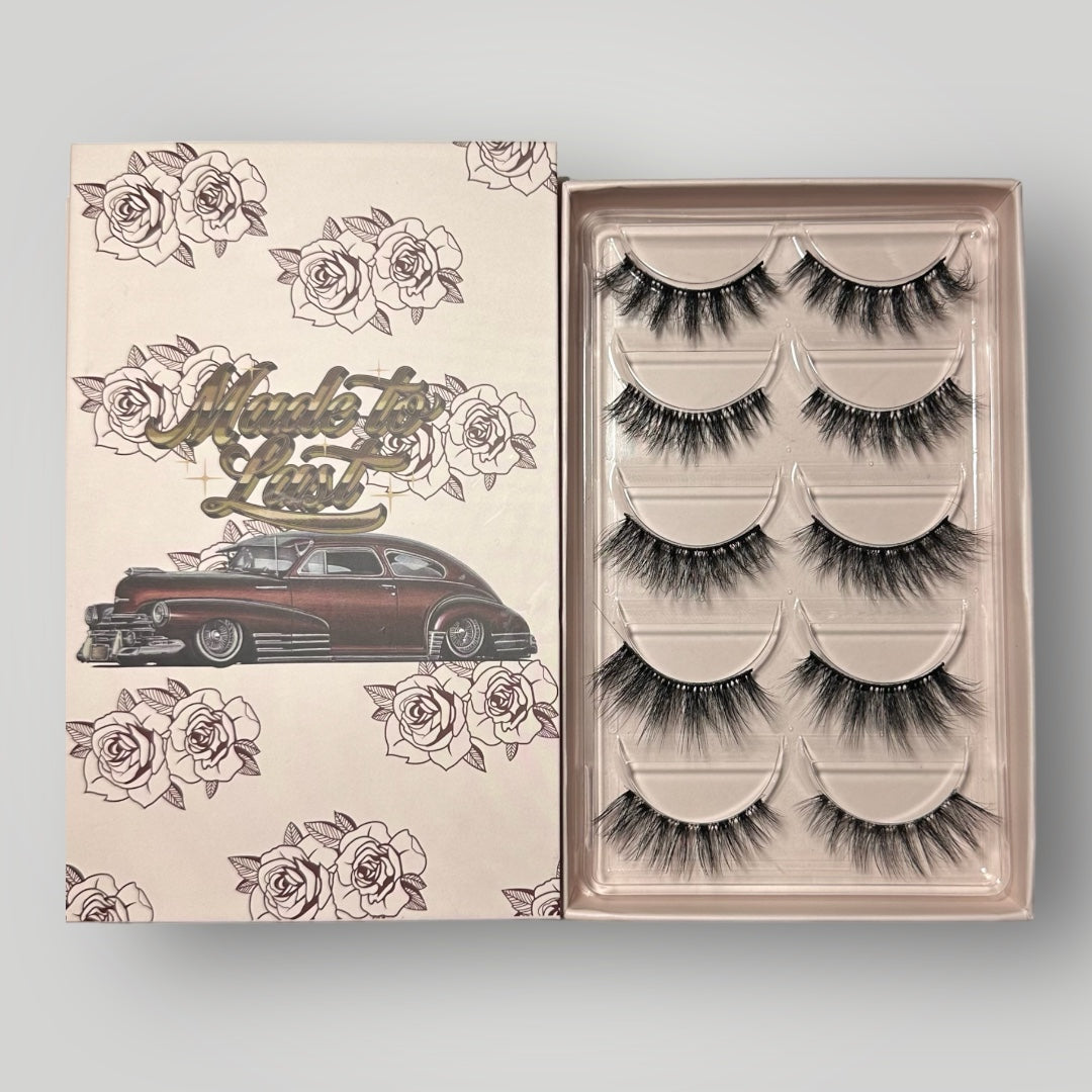 ‘Made to Last’ Lashbook | Lucky Lashes & Cosmetics
